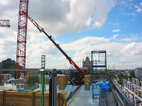 Central London City Tower Cranes, Rooftop Cranes | Sparrow Crane Hire
