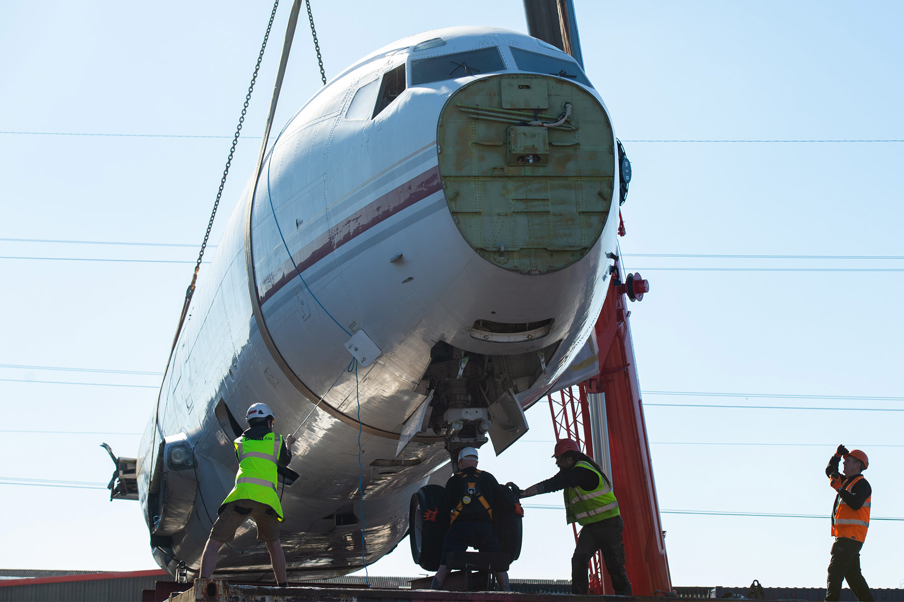 Sparrow Crane Hire lifts Boeing aircraft body at PYTCH Event Organisers ...