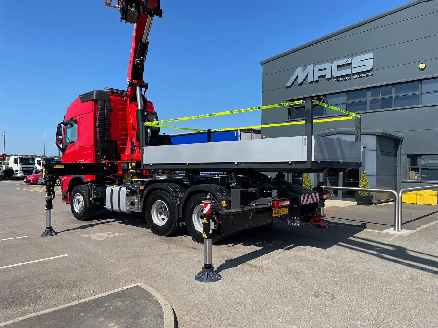 Hiab Hire | Free Quote Today | Truck Mounted | Remote Controlled