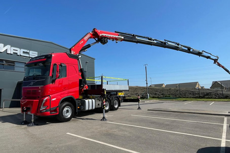 What is a Hiab? | Sparrow Crane Hire