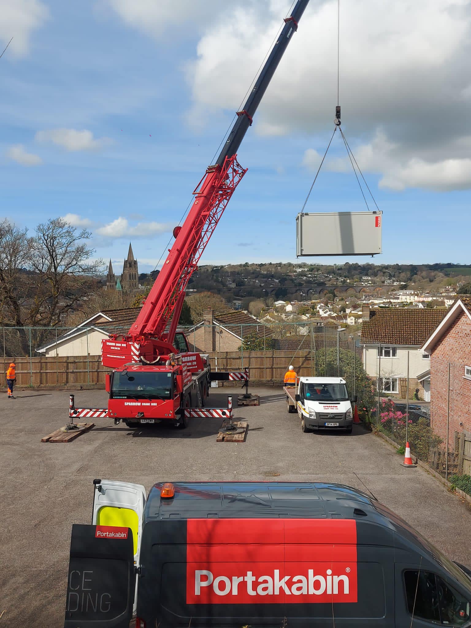 One of our Liebherr LTM1060-3.1’s working in Truro | Sparrow Crane Hire