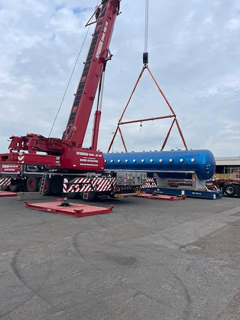 LTM1300-6.3 Handles 29-Tonne Reactor Tanks at Portbury Docks | Sparrow ...